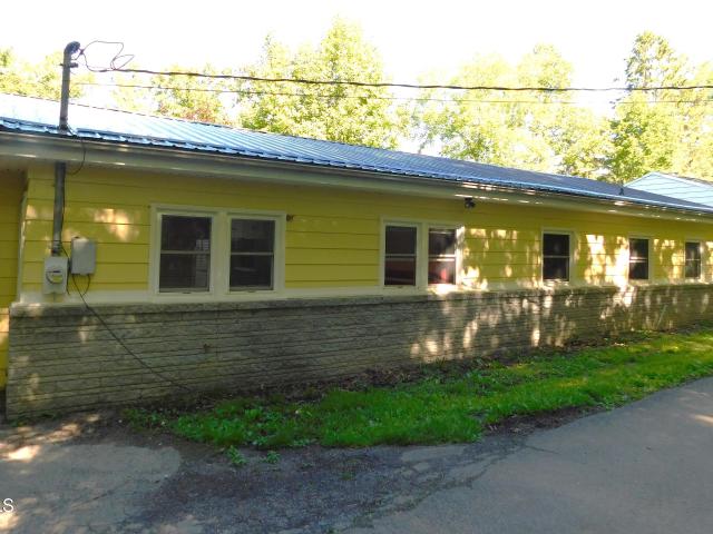 304 Southeast Highland Street