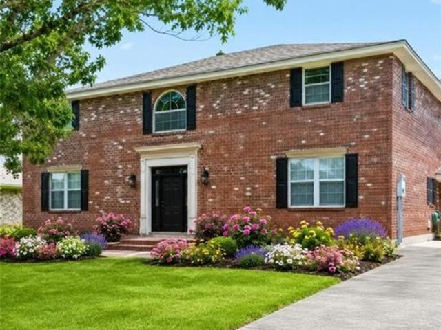 304 Somerset St, Laplace, LA 70068