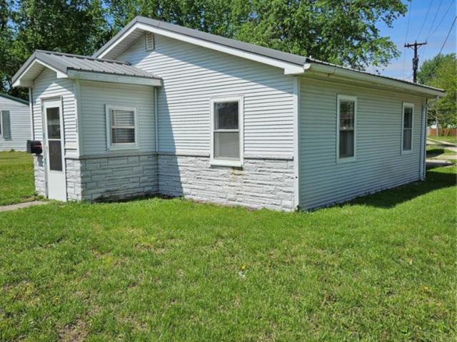 304 Shelby St N, Shelbina, MO 63468 | MLS #26009