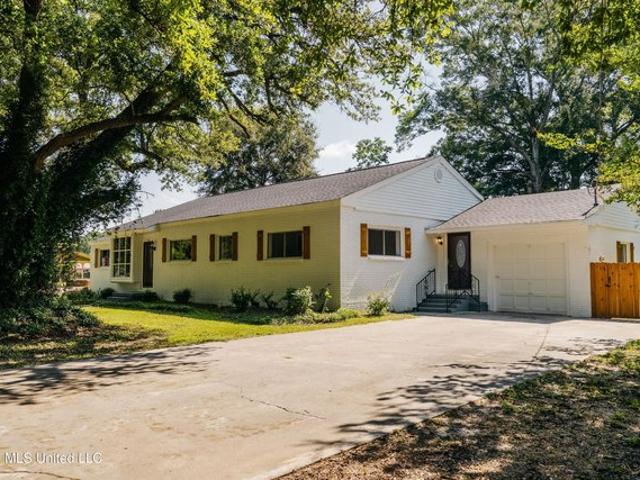 304 Spring St, Taylorsville, MS 39168