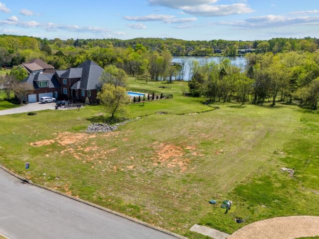 304 Stonebrook Pt