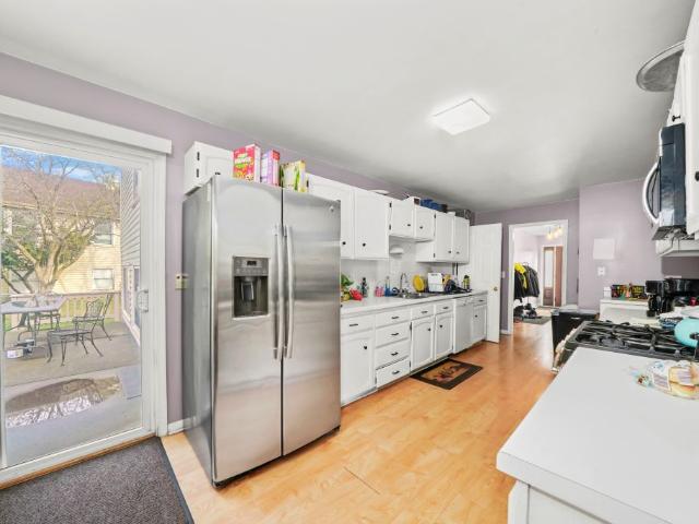 304 Sutherland Lane