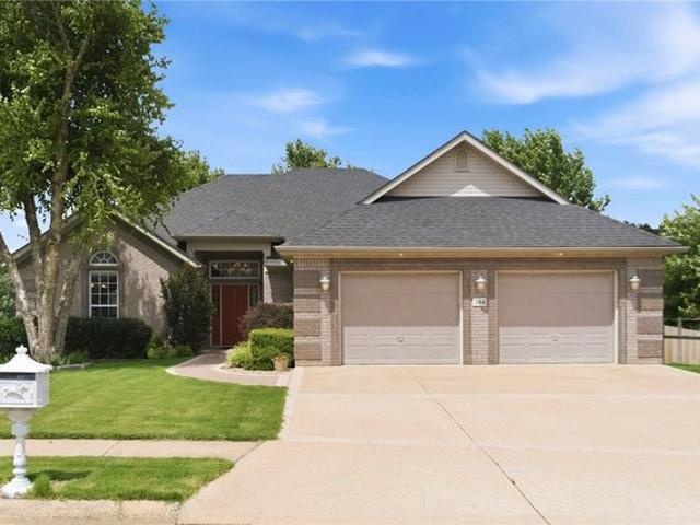304 SW Duke Ave, Bentonville, AR 72712