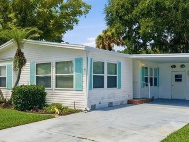 304 Portside Ln, Edgewater, FL 32141