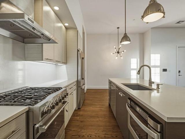 304 Pavonia Ave Apt 102, Jersey City, NJ 07302