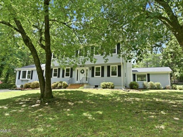 304 Plum Ln, Chapel Hill, NC 27517