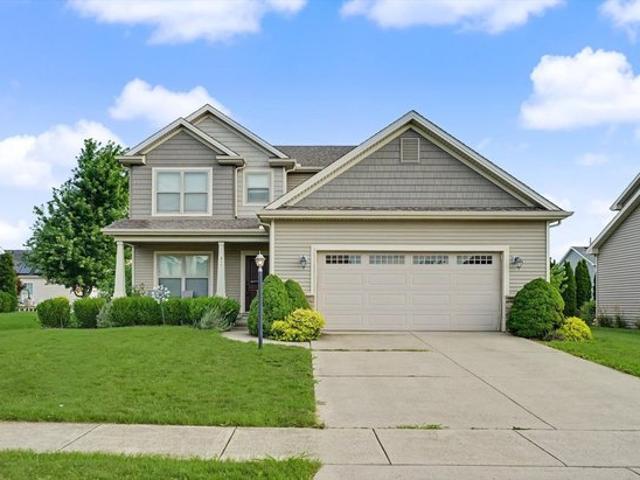 304 Preston St, Savoy, IL 61874