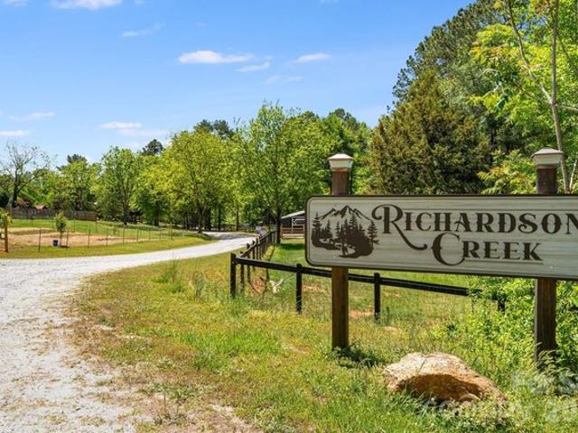 304 Richardson Creek Ln, Forest City, NC 28043