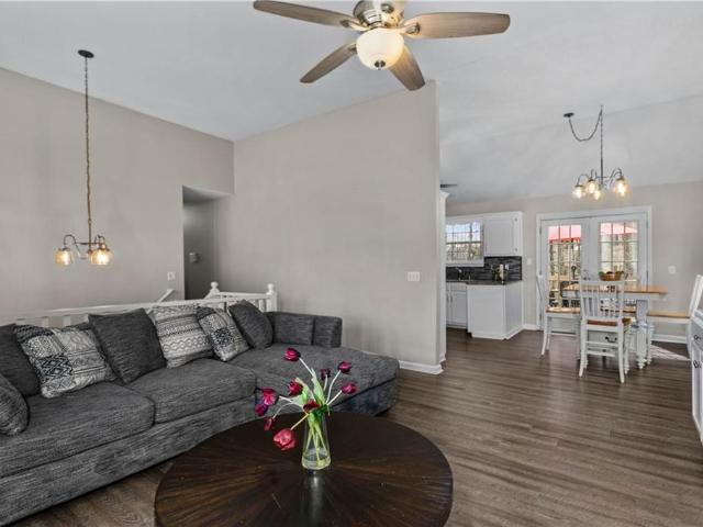 304 Ridge Hill Circle