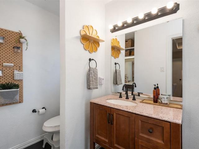 304 W Windsor Dr, Denton, TX 76207 | MLS #21230