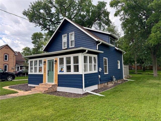 304 W Bowman St, Battle Lake, MN 56515