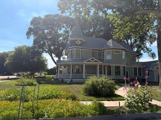 304 W Dayton St, Cedar Rapids, NE 68627