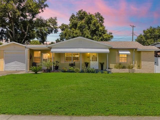 304 W Lake Ave, Auburndale, FL 33823