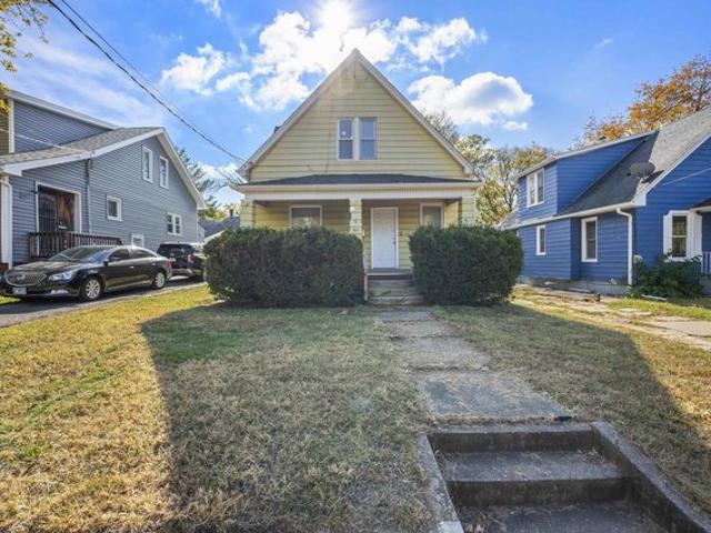 304 W McClure Ave, Peoria, IL 61604