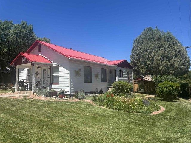 304 W Main St, Lava Hot Springs, ID 83246