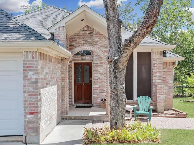 304 Woodstone Dr
