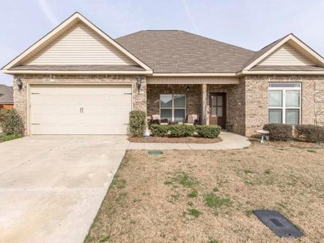 304 Weston Dr, Kathleen, GA 31047