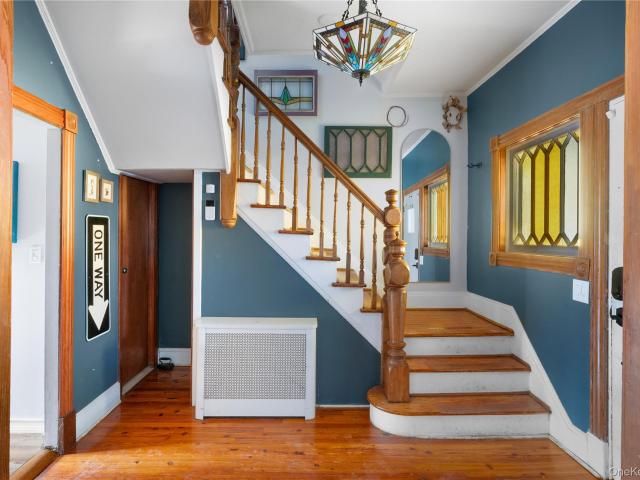 304 Westervelt Ave