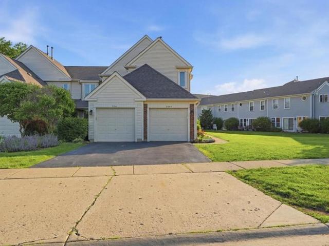 304 University Ln Unit A, Elk Grove Village, IL 60007