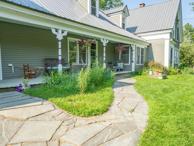 304 Village Rd, Jackson, ME 04921
