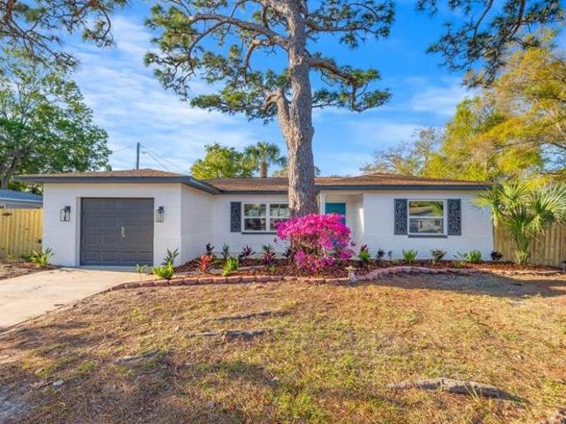 3054 Adrian Ave, Largo, FL 33774