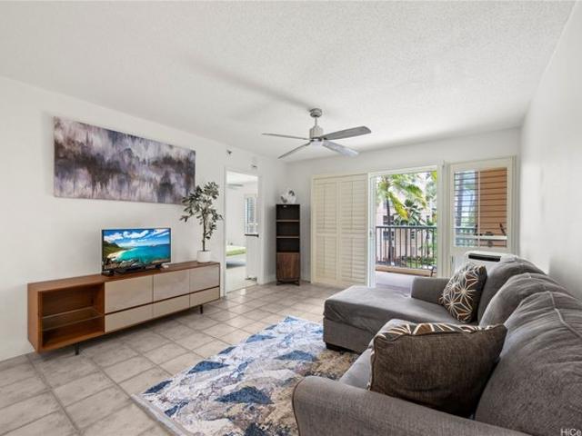 3054 Ala Poha Pl Apt 306, Honolulu, HI 96818