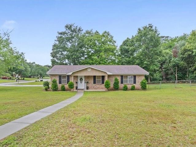 3054 Cottage Knoll Dr, Mobile, AL 36695