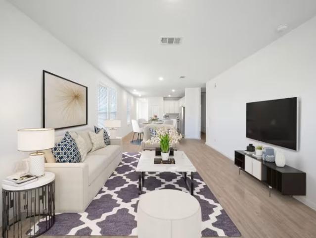 30555 Longmorn Glass Lane
