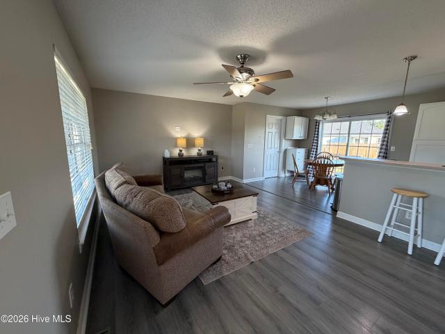 3055 Falcon Court