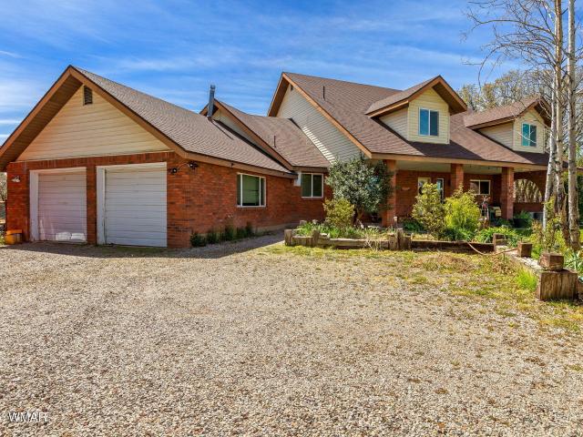 3055 Hansen Lane