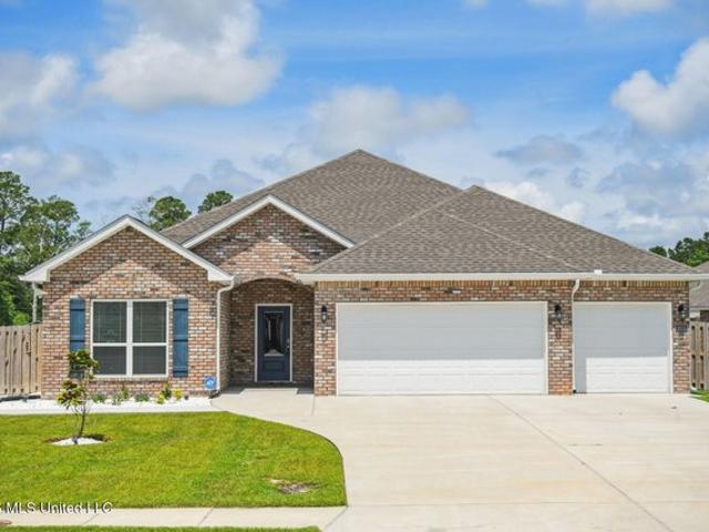 3055 Sea Oats Dr, Long Beach, MS 39560