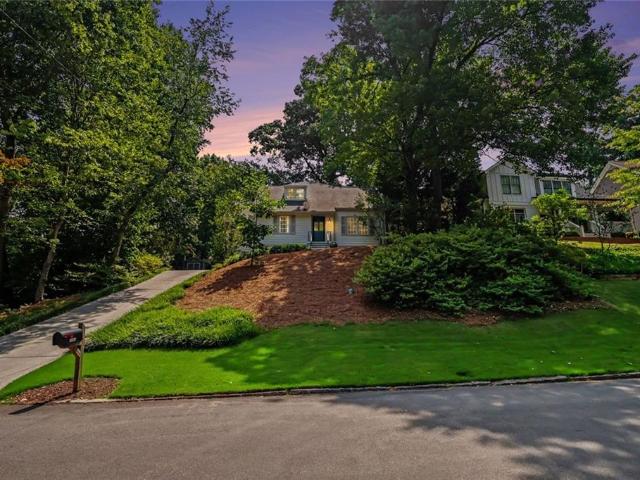 3055 Skyland Drive NE