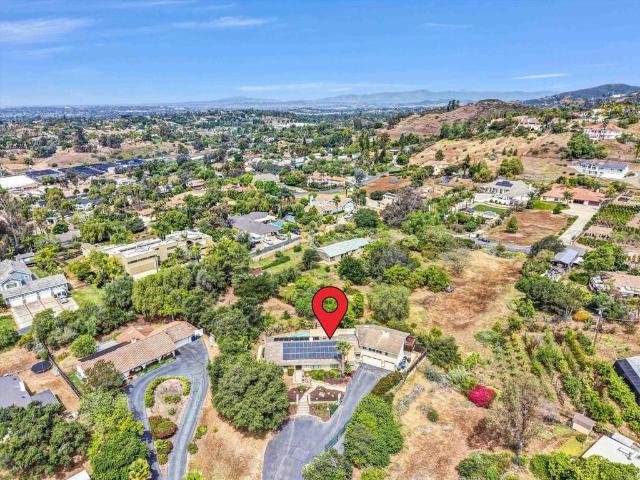 3056 Overhill Dr, Vista, CA 92084 | MLS #NDP2603