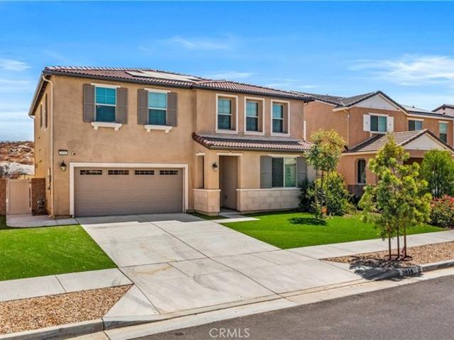 3056 Eveningcloud St, Hemet, CA 92543