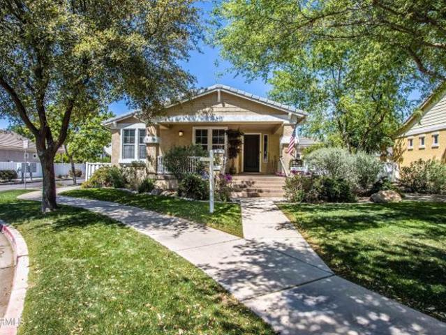 3056 E Agritopia Loop, Gilbert, AZ 85296