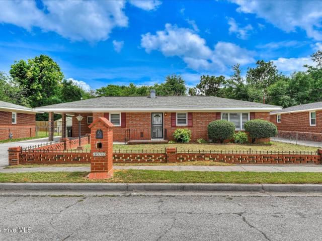 3057 Dent Street