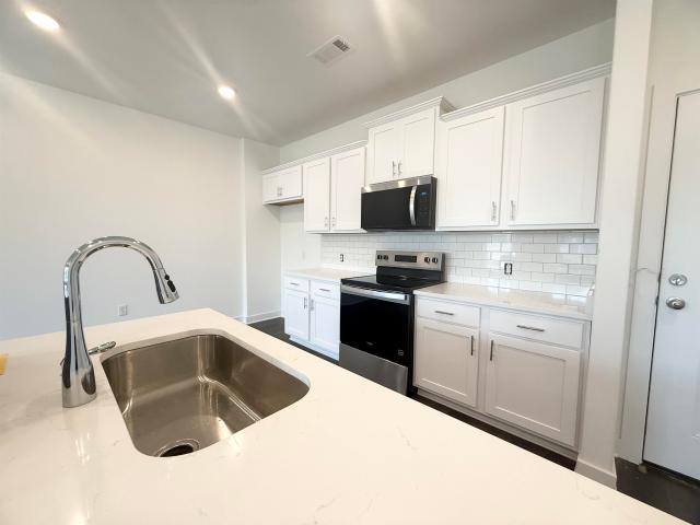 3057 portage dr