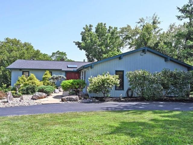 3057 Saddleback Dr, Anderson Township, OH 45244