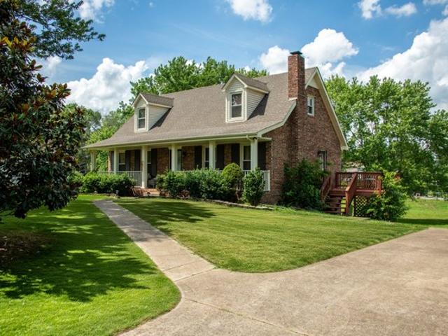 3057 Williamsburg Rd, Clarksville, TN 37043