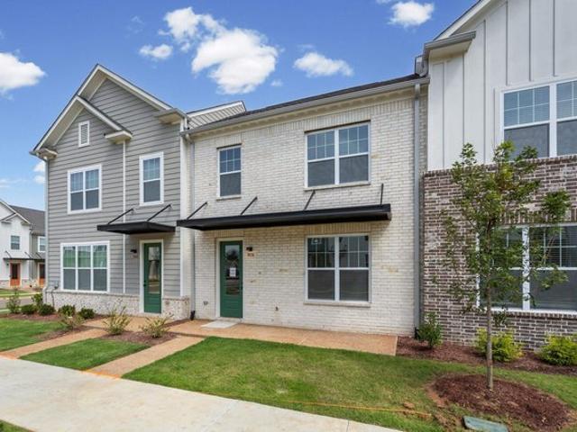 3058 Portage Dr, Bartlett, TN 38133