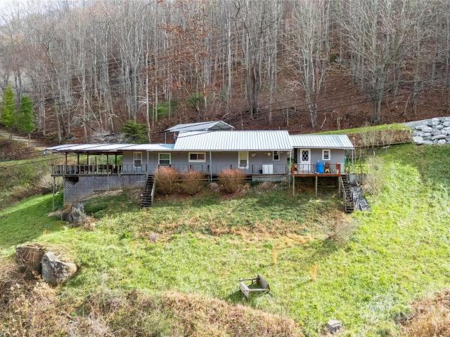 3059 Highway 261, Bakersville, NC 28705 | MLS #4203 | Compass