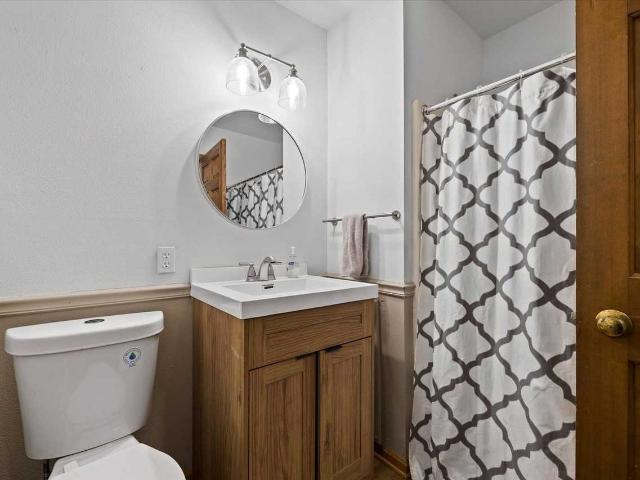 3059 61 N Downer Ave 1 Bedroom Apartment for Rent at 3059 N Downer Ave, Milwaukee, WI 53211 Upper East Side