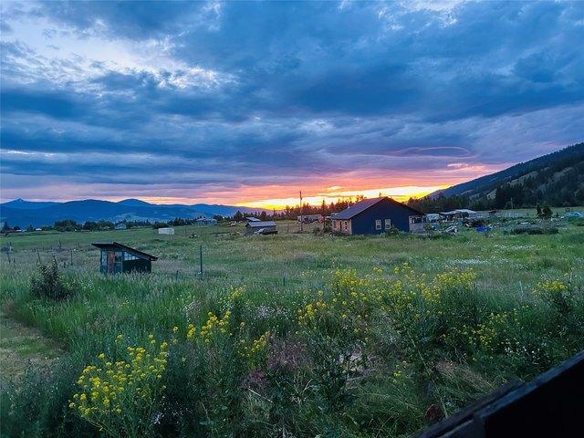 30500 Jocko Rd, Arlee, MT 59821