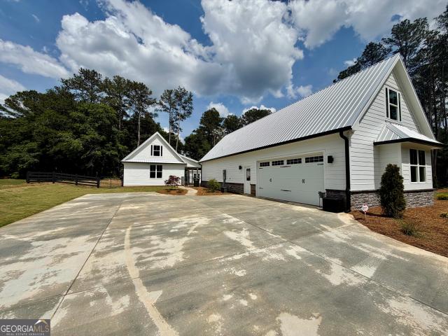 3050 Mahlon Smith Road