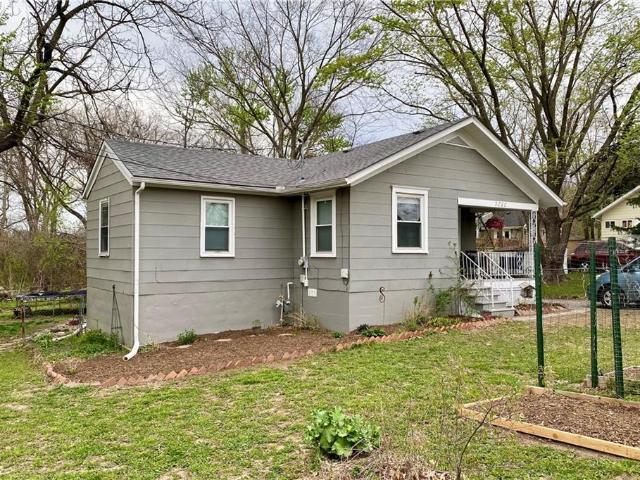 3050 N 49 Ter, Kansas City, KS 66104 | MLS #2613