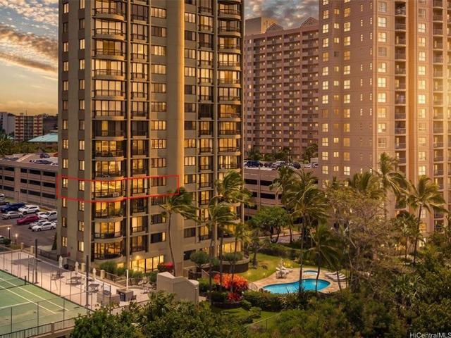 3050 Ala Poha Pl Apt 5E, Honolulu, HI 96818