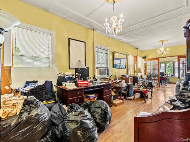 3050 Brighton 7th Street