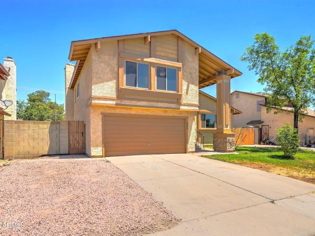 3050 E GABLE Avenue