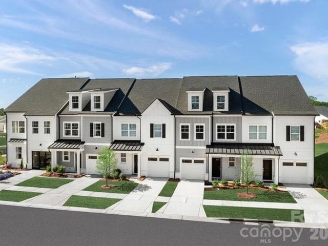 3050 Finchborough Ct, Charlotte, NC 28269