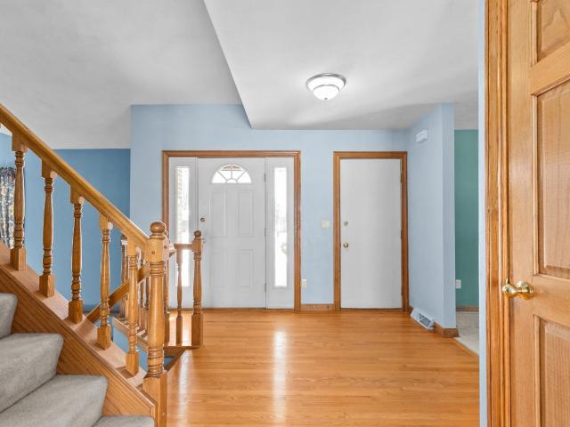 3050 hunters place